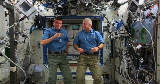 ISS astronauts on life in space - CBS News