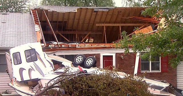 Tornado tears through homes in central Indiana - CBS News