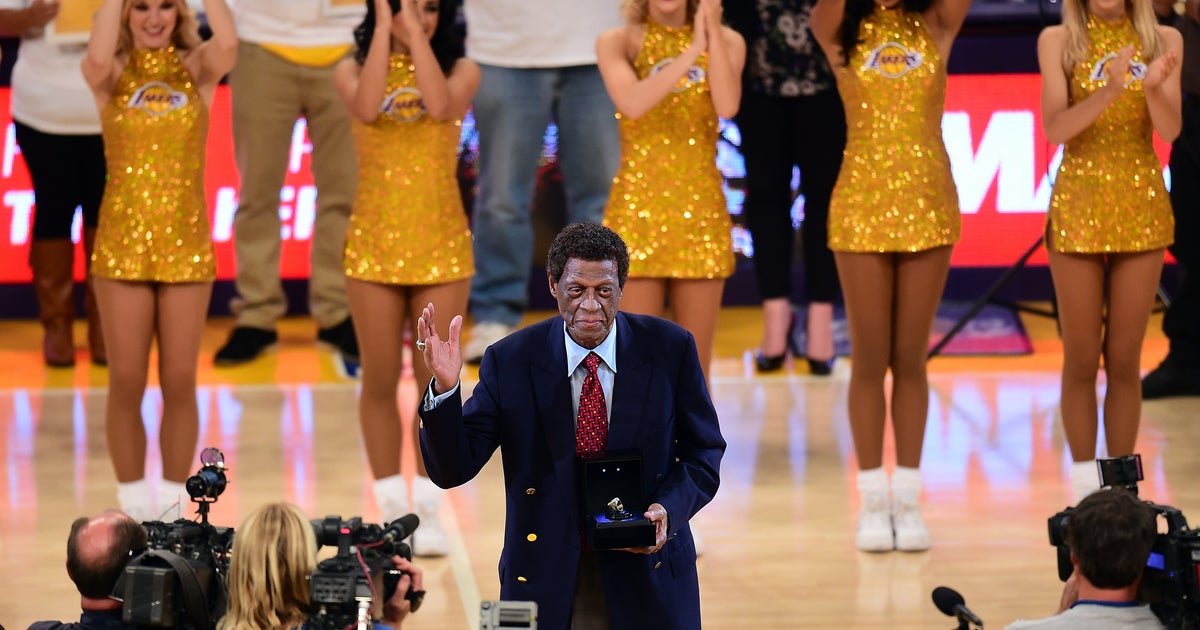 Remembering Elgin Baylor