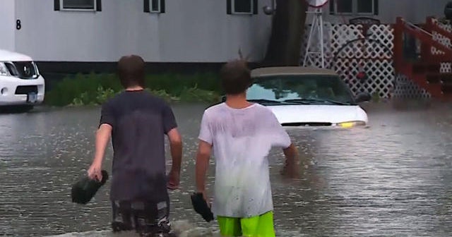 Rain, flooding bring landslides to Minnesota - CBS News