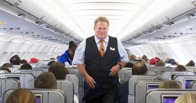 Former NYC firefighters join JetBlue cabin crews - CBS News