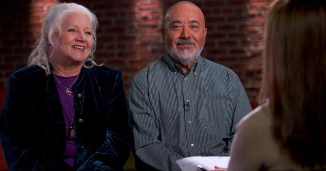 For the Mendez family, a lineage of performers - CBS News