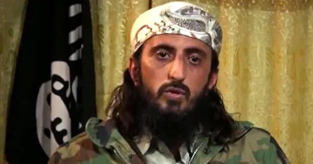 Who’s the focus of ISIS recruitment videos? - CBS News