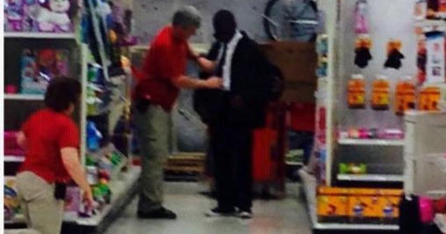 Target employee's good deed goes viral - CBS News