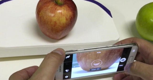 SmartPlate app tells you what's on your dish - CBS News