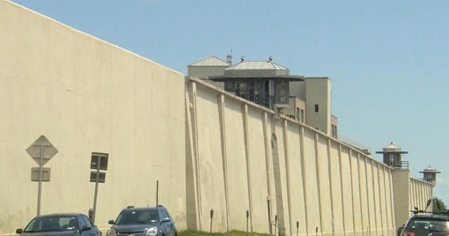 FBI probes possible drug ring at Clinton Correctional Facility - CBS News