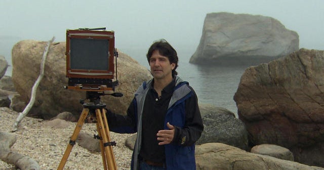 Daniel Jones always shoots for picture-perfect - CBS News