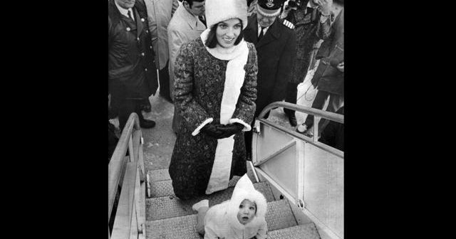 Justin Trudeau on his mother's mental illness - CBS News