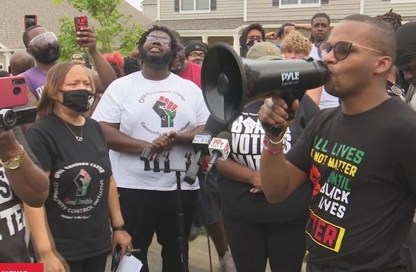 Jonathan Pentland, White Army officer seen on video threatening Black ...