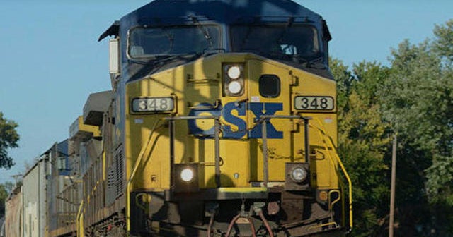500 pounds of explosives stolen from train - CBS News