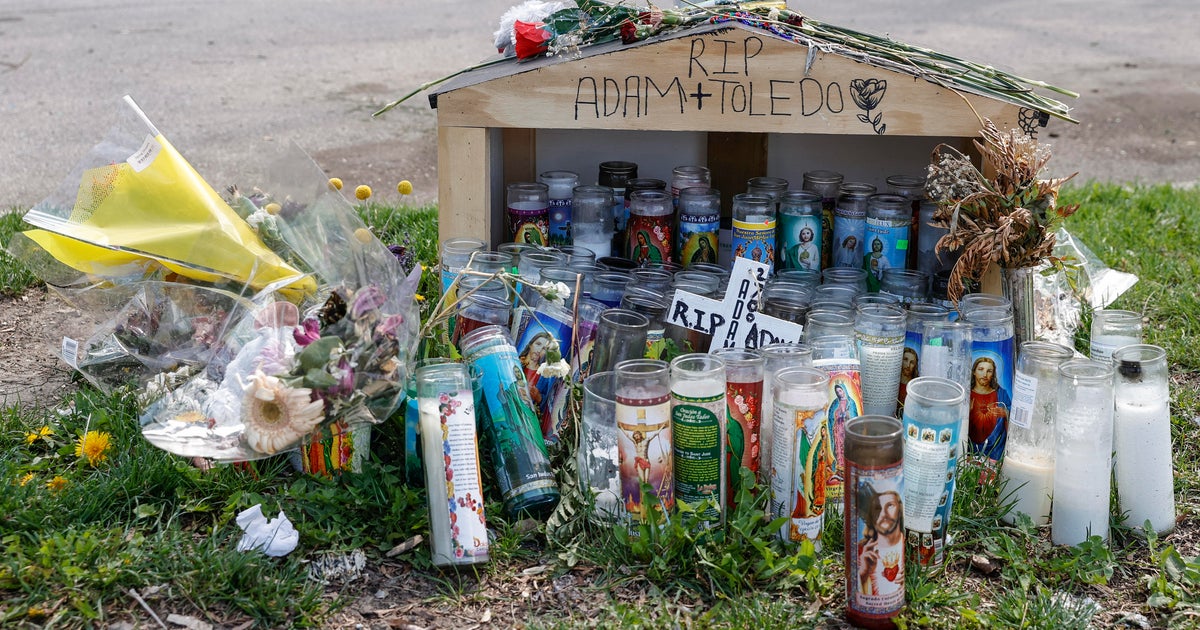 Chicago officials release videos of police shooting that killed 13-year ...