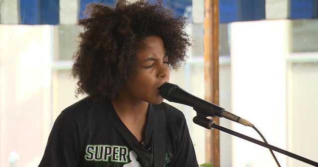 Texas teen is Guinness World Records' youngest music producer - CBS News