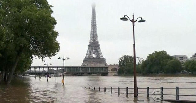 Floods in France force thousands from their homes - CBS News