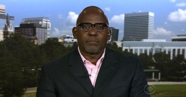 Former NYPD detective weighs in on police shootings - CBS News