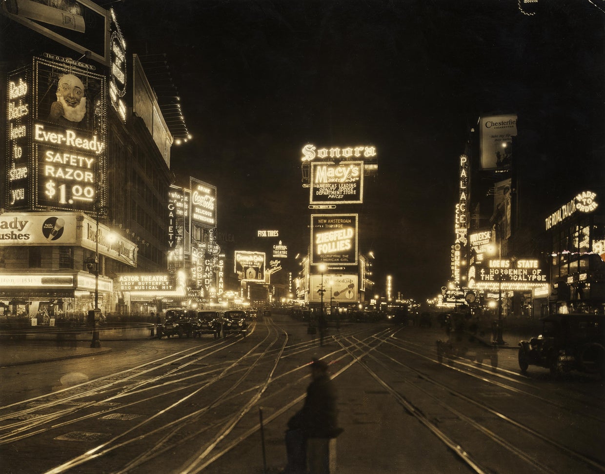 What America looked like in 1921 at the start of the Roaring 20s