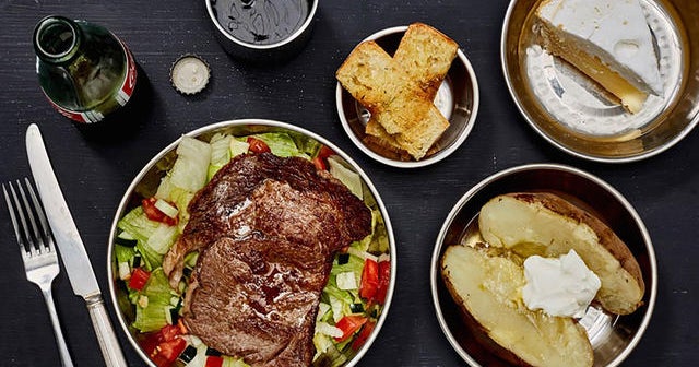 Photographer recreates the last meals of death row - CBS News