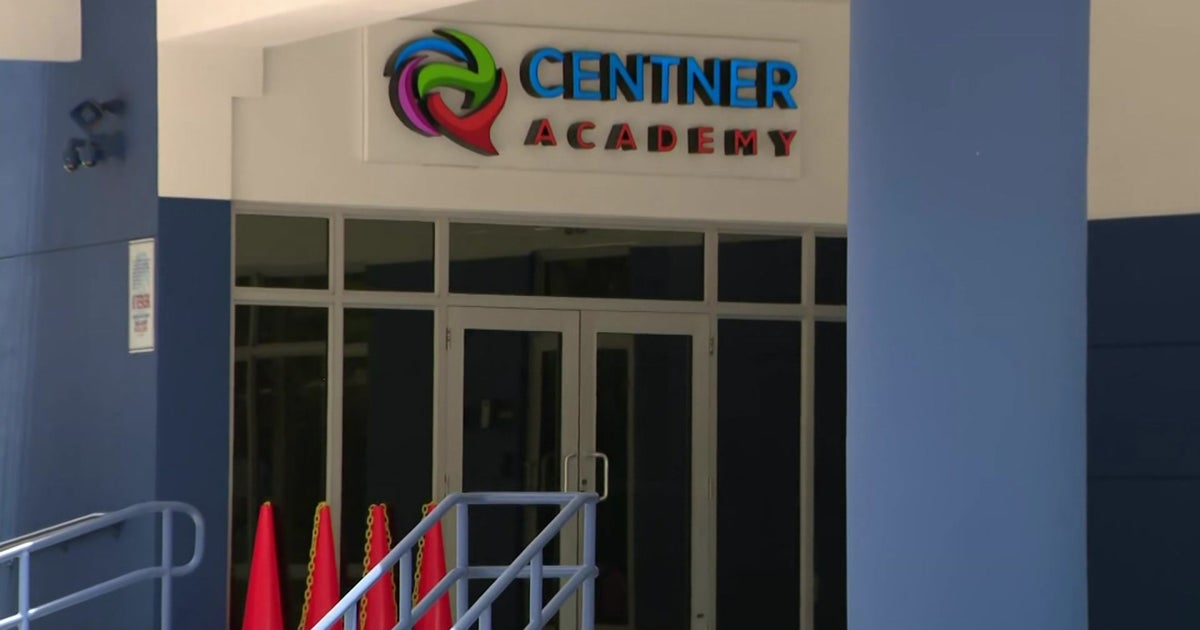 Centner Academy Science Teacher Cautions 5th Graders On Hugging ...