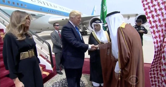 President Trump and the first lady arrive in Saudi Arabia - CBS News