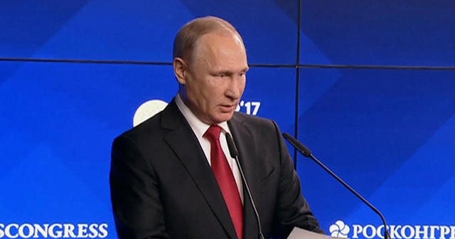 Russian President Vladimir Putin questions U.S. intelligence - CBS News