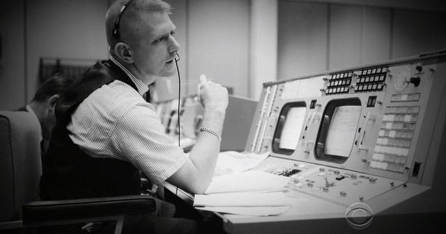 Restoring NASA's historic mission control room - CBS News