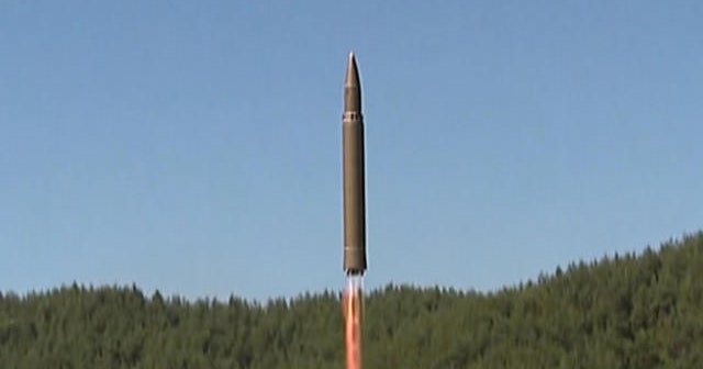 North Korea threatens "enveloping fire" over Guam - CBS News