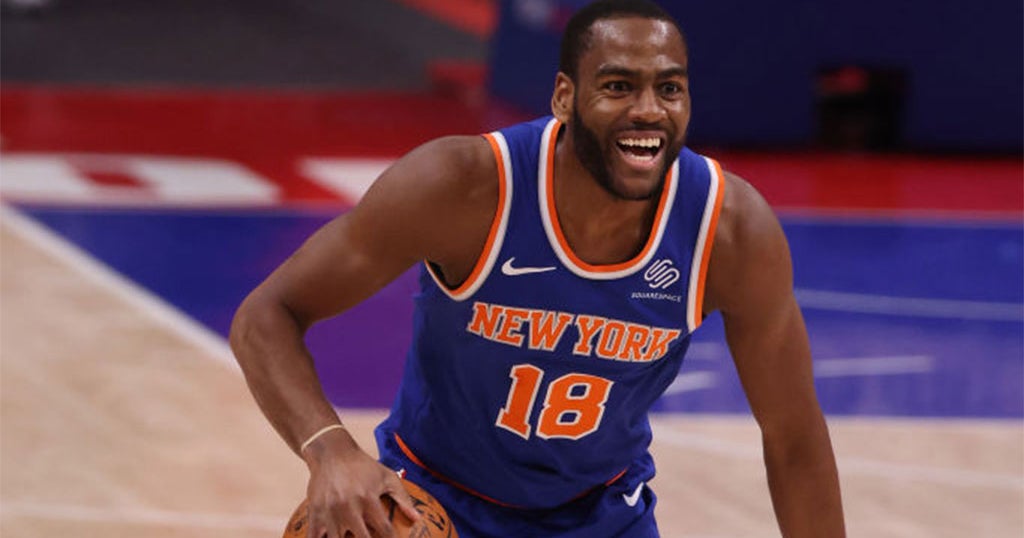 Burks Scores 30, Rallies Knicks Past Spurs - CBS New York