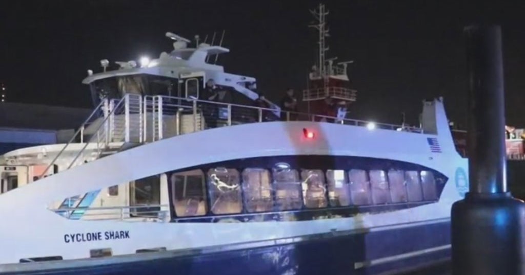 Ferry Crashes Into Construction Barge In Brooklyn - CBS New York