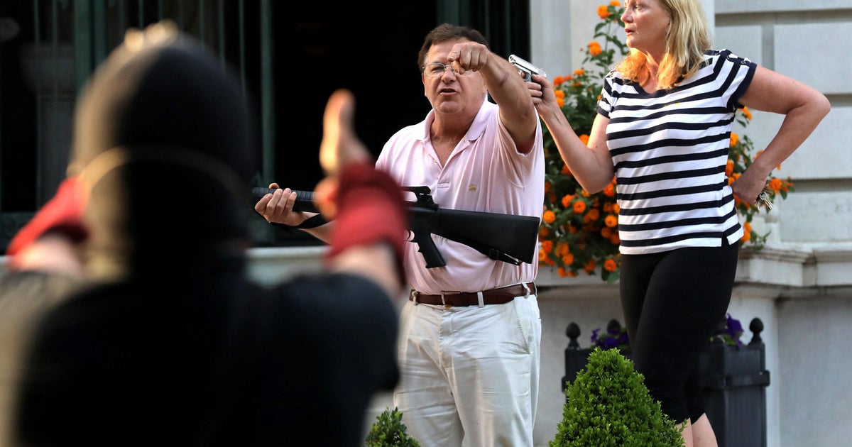 St. Louis couple who waved guns at protesters want their firearms back ...