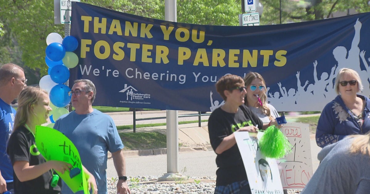 Collaborative Foster Care Program Honors Foster Parents - CBS Colorado