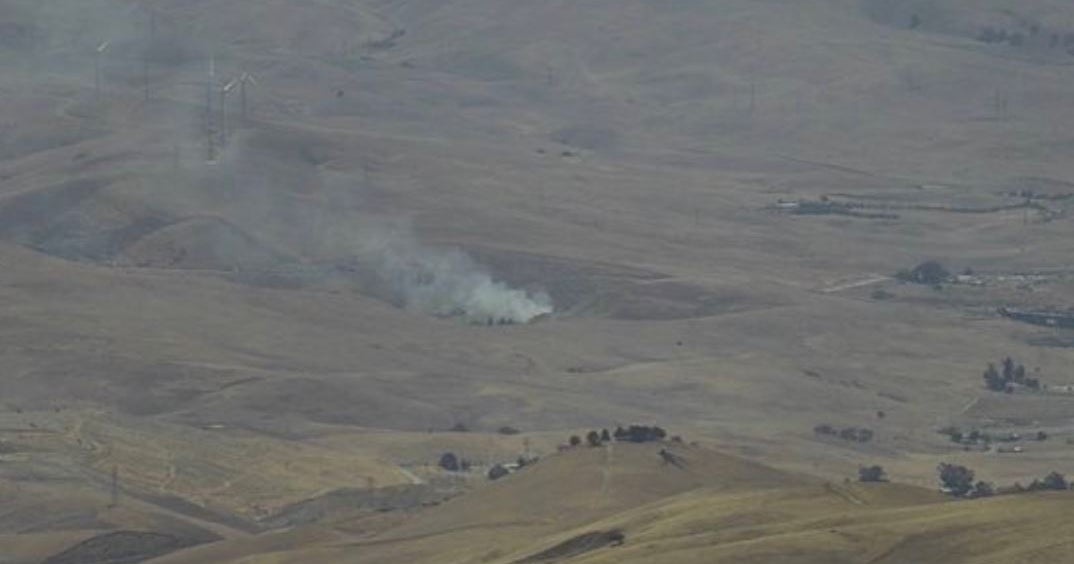 Vegetation Fire Burns Along Altamont Pass East of Livermore - CBS San ...
