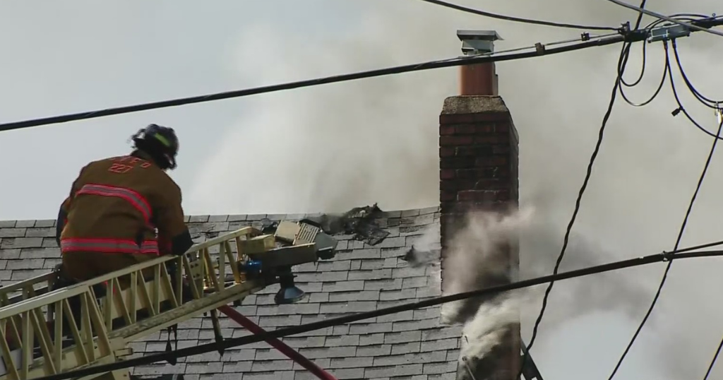 Crews Battle Smoky Fire In Greensburg - CBS Pittsburgh