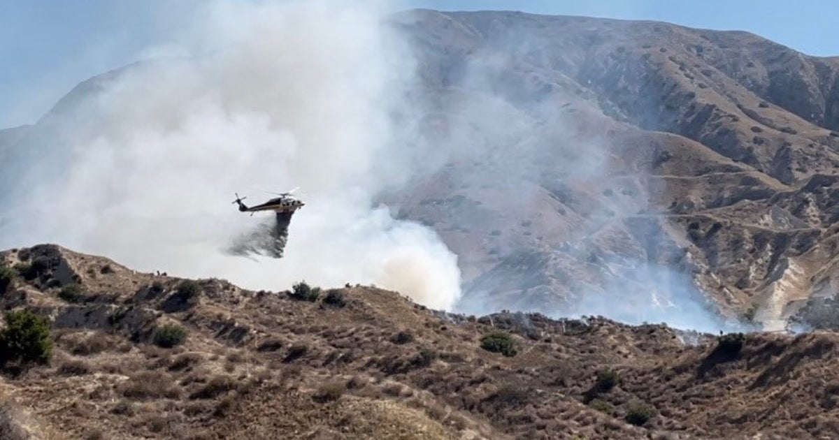 Range Fire: Firefighters Stop Forward Progress Of Small Brush Fire In ...