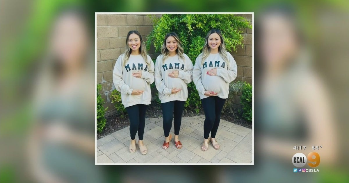 Triplets Celebrate Being Pregnant At The Same Time - CBS Chicago