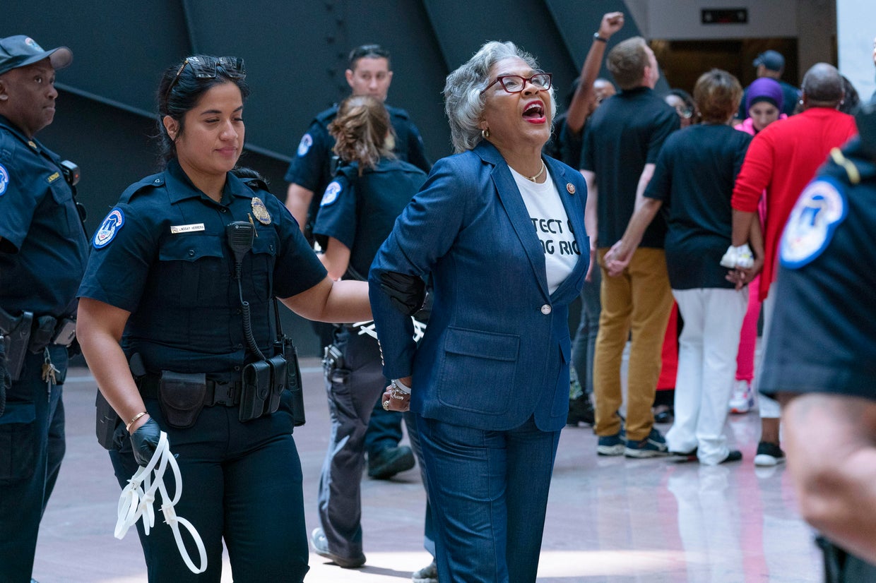 Congresswoman Joyce Beatty arrested while protesting on Capitol Hill ...