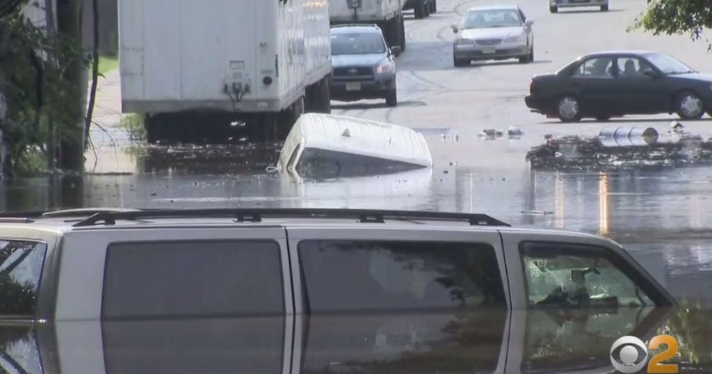 Newark Streets Flooded As Heavy Downpours Move Through Tri State Area