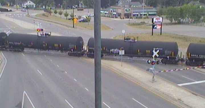 Man Fatally Struck By Train In Buffalo - CBS Minnesota