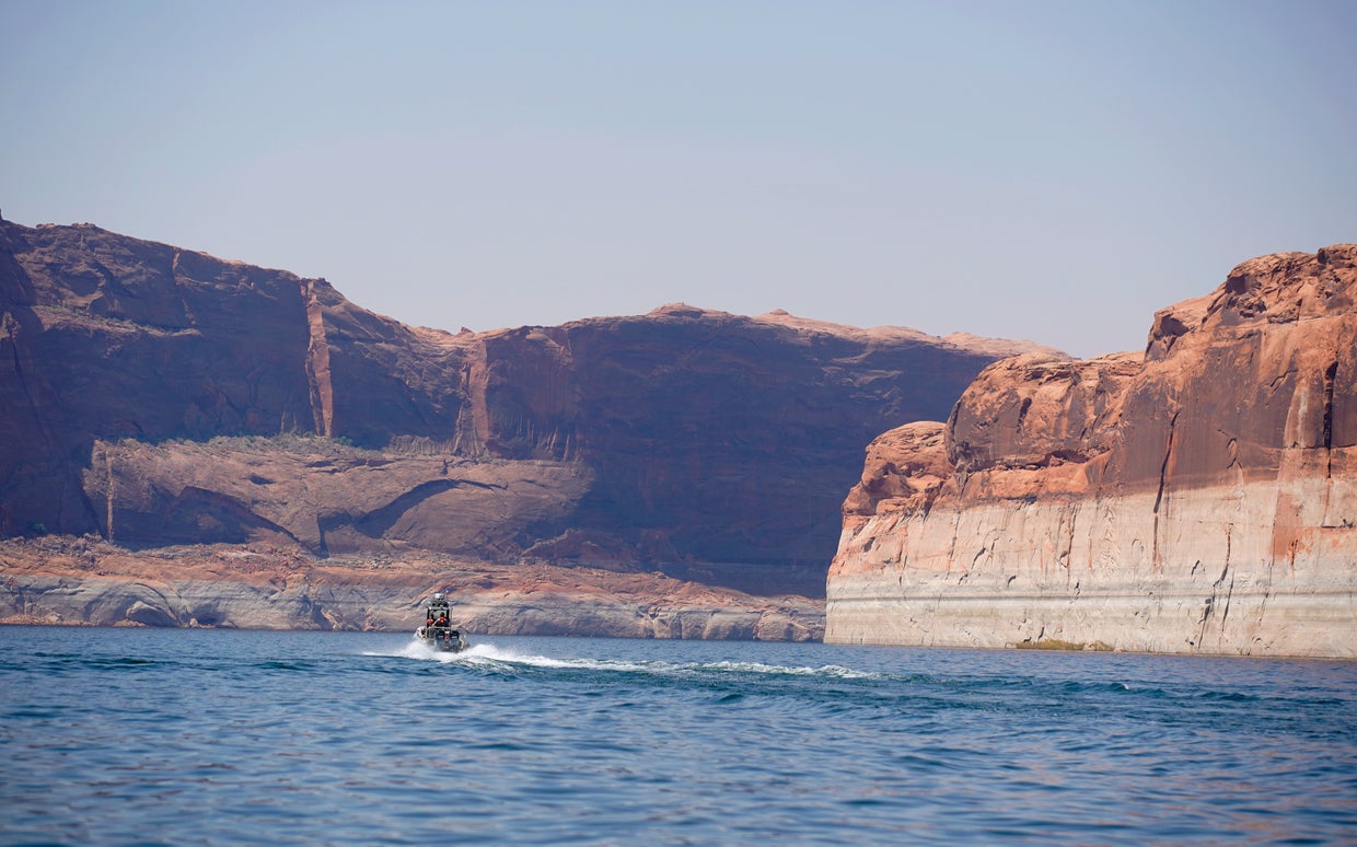 Outflow At Lake Powell Reduced As Reservoir's Water Level Drops Closer ...