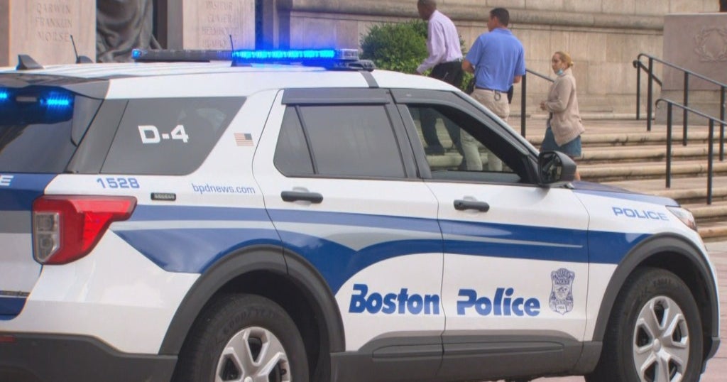 3 Boston Police Officers Seriously Hurt In Struggle With Suspect ...