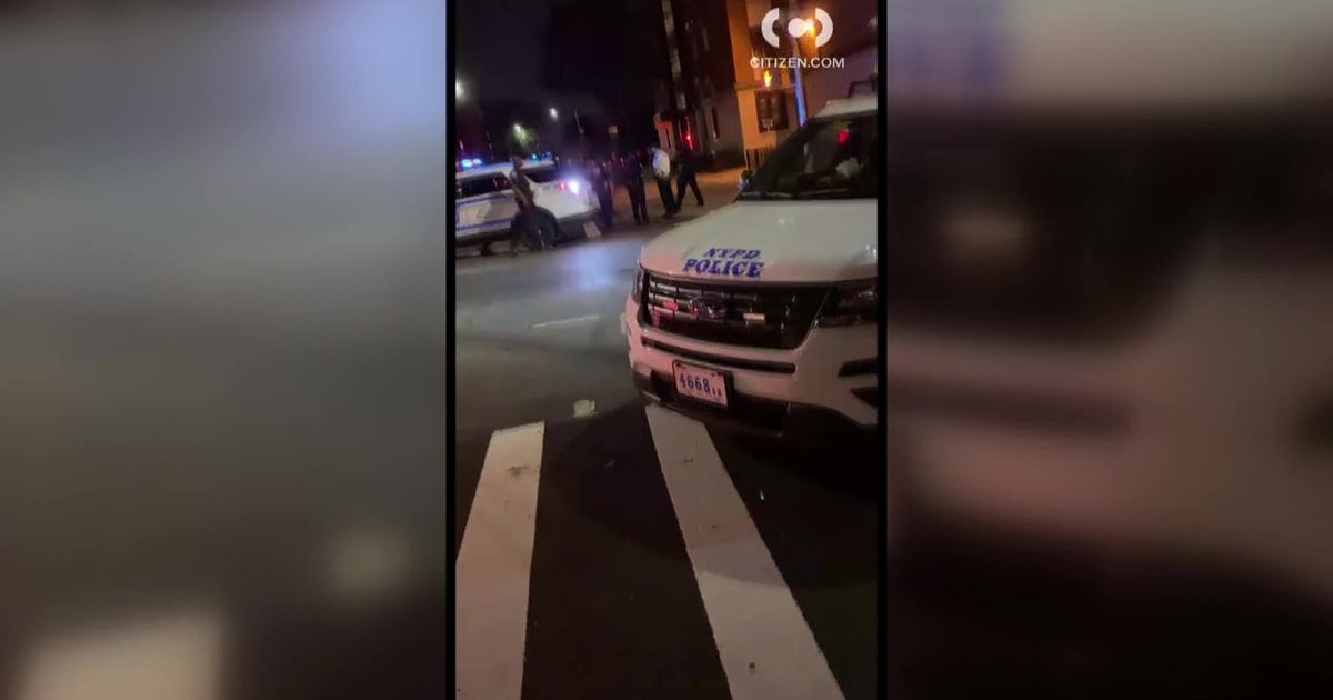 3 Men Shot In Bed Stuy Cbs New York