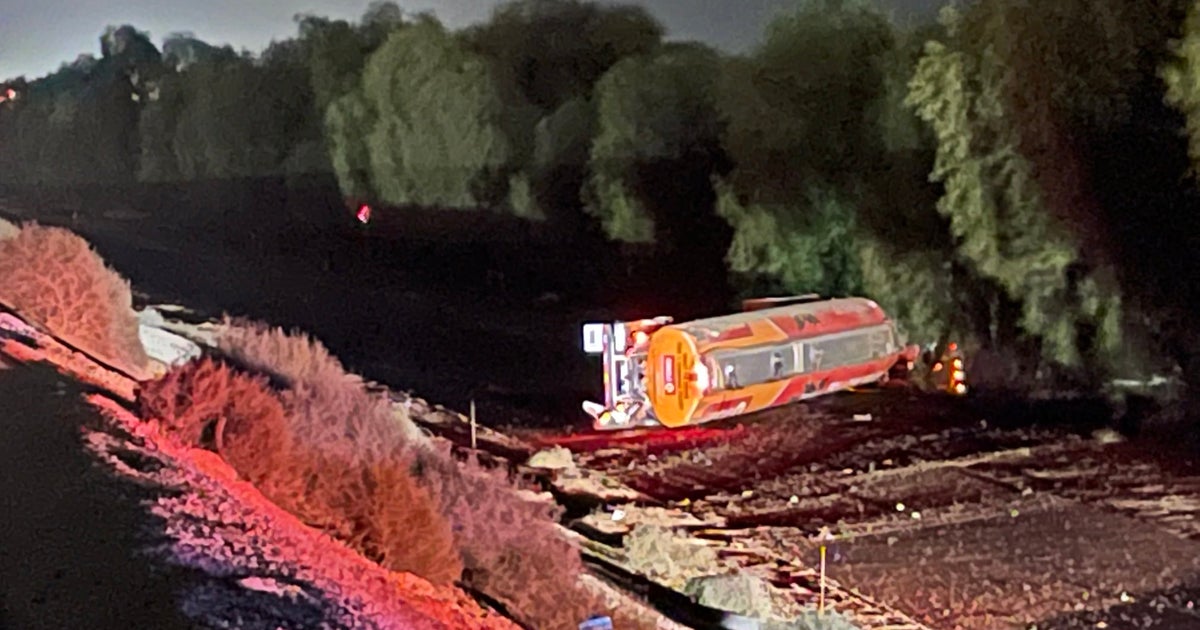 Tanker Truck Crash Spills 9,000 Gallons Of Fuel In Banning, All Lanes ...