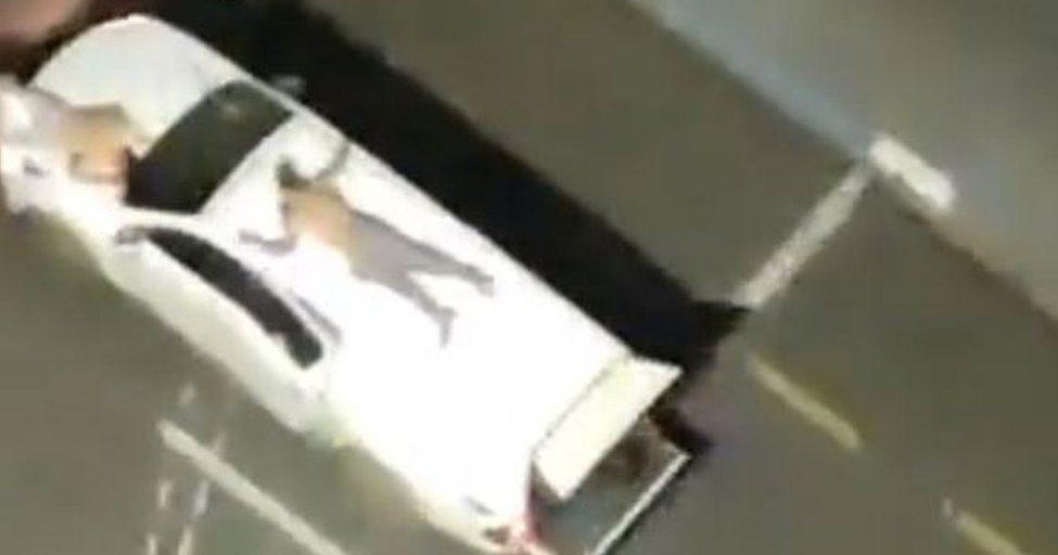 Bank robbers strap hostages to getaway cars in deadly raid - CBS News