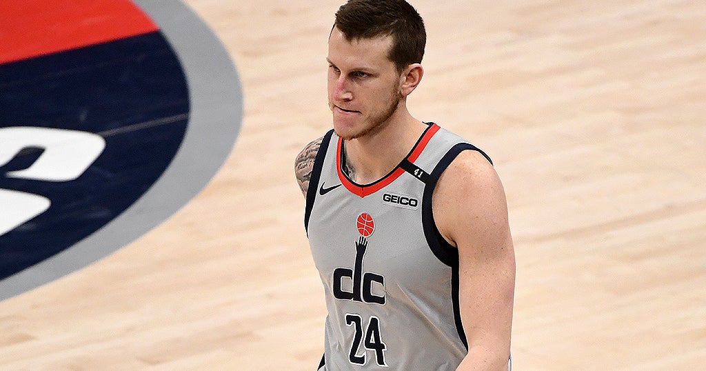Celtics Reportedly Sign Garrison Mathews To Training Camp Roster - CBS ...