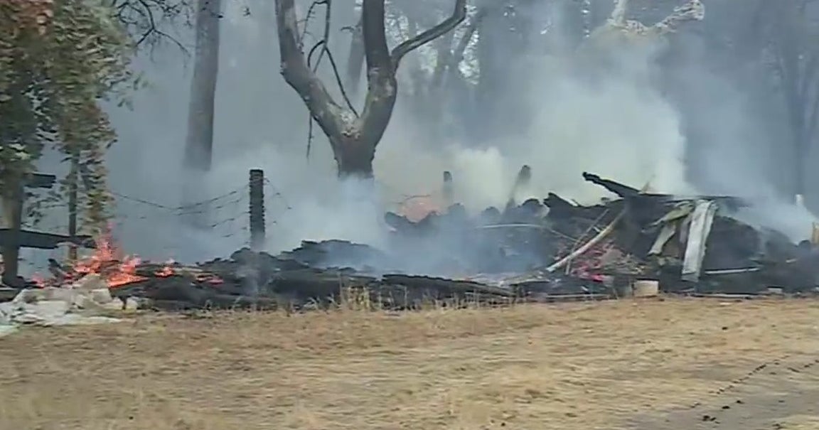 Structures Threatened By Fire In Rio Linda - CBS Sacramento