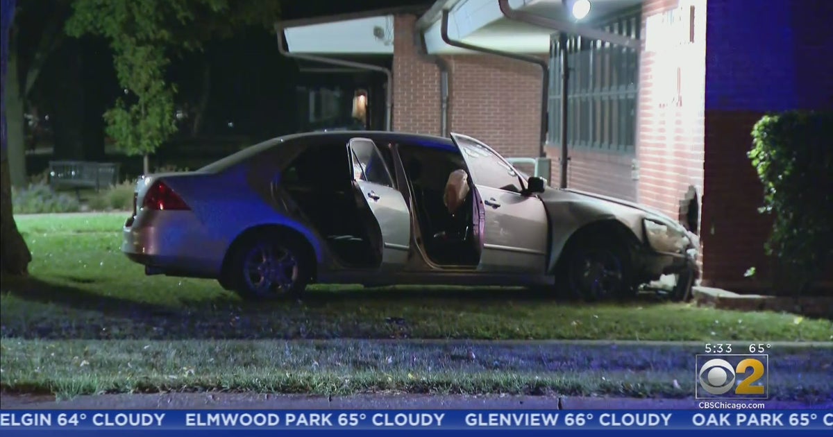 Car Crashes Into Jane Stenson Elementary School In Skokie After ...