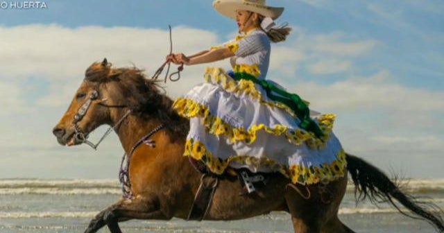 Meet the American queen of Mexico's rodeo - CBS News