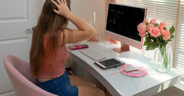 New UNICEF report shows depression is high among young people globally ...
