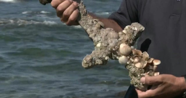 Diver finds 900-year-old sword in Mediterranean Sea - CBS News