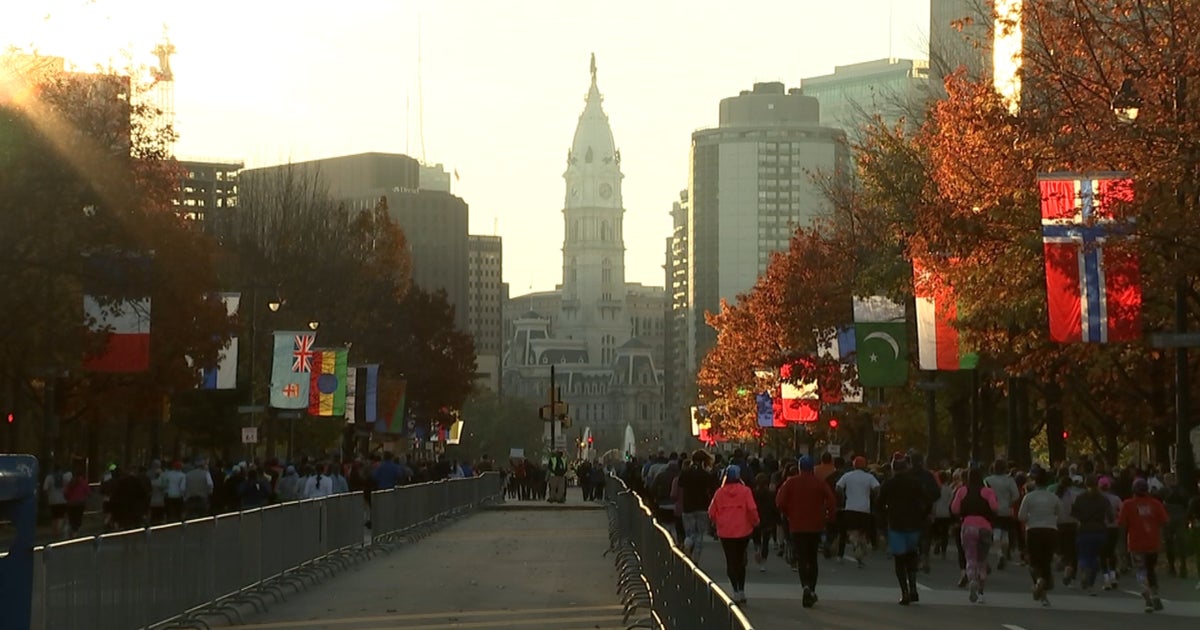 Philadelphia Marathon Weekend: Thousands Of Runners Participate In Full ...