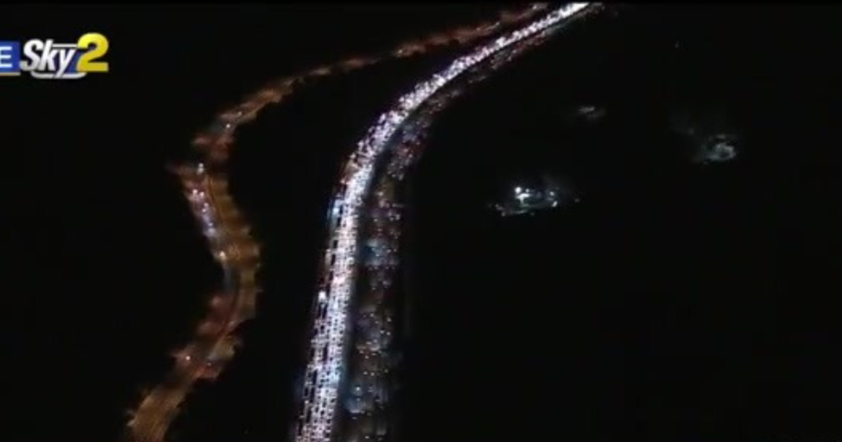 Fatal Crash On 5 Freeway In Santa Clarita Prompts Sig Alert, Backs ...