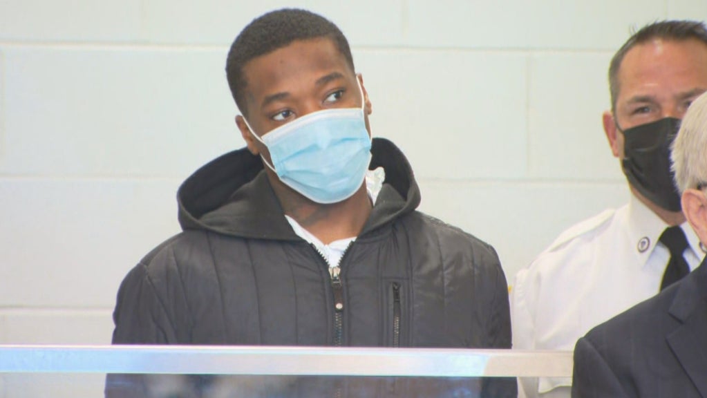 Leonard Robinson Held Without Bail After Being Charged With Murdering ...